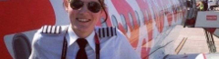 Congratulations to ‘easyJet’s youngest female airline captain’ – 26 ...